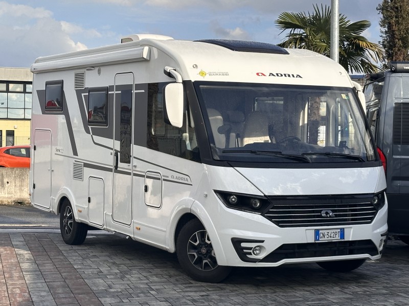 ADRIA SONIC PLUS 600 SL 6.99 x 2.32 x H 2.97 m | Centro Caravans Barassi